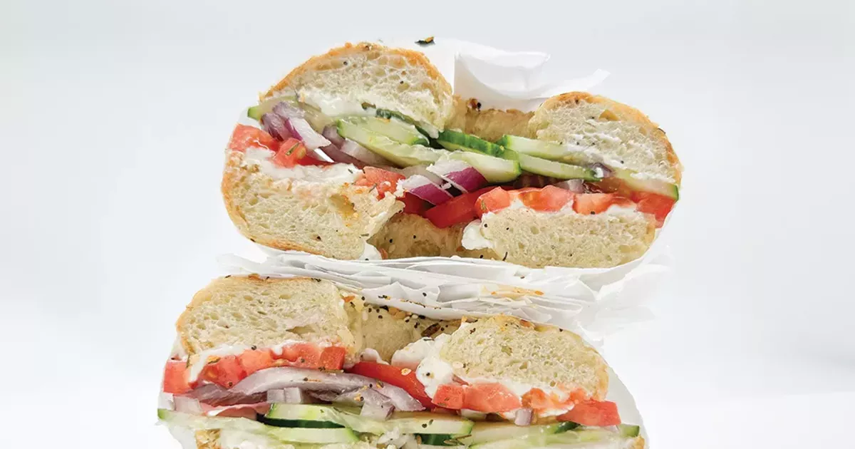 Bagel Cart Wheels Into Ponch's Place | The Source Weekly - Bend, Oregon